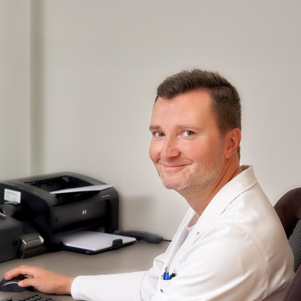 Dr Med Viktor Hubert